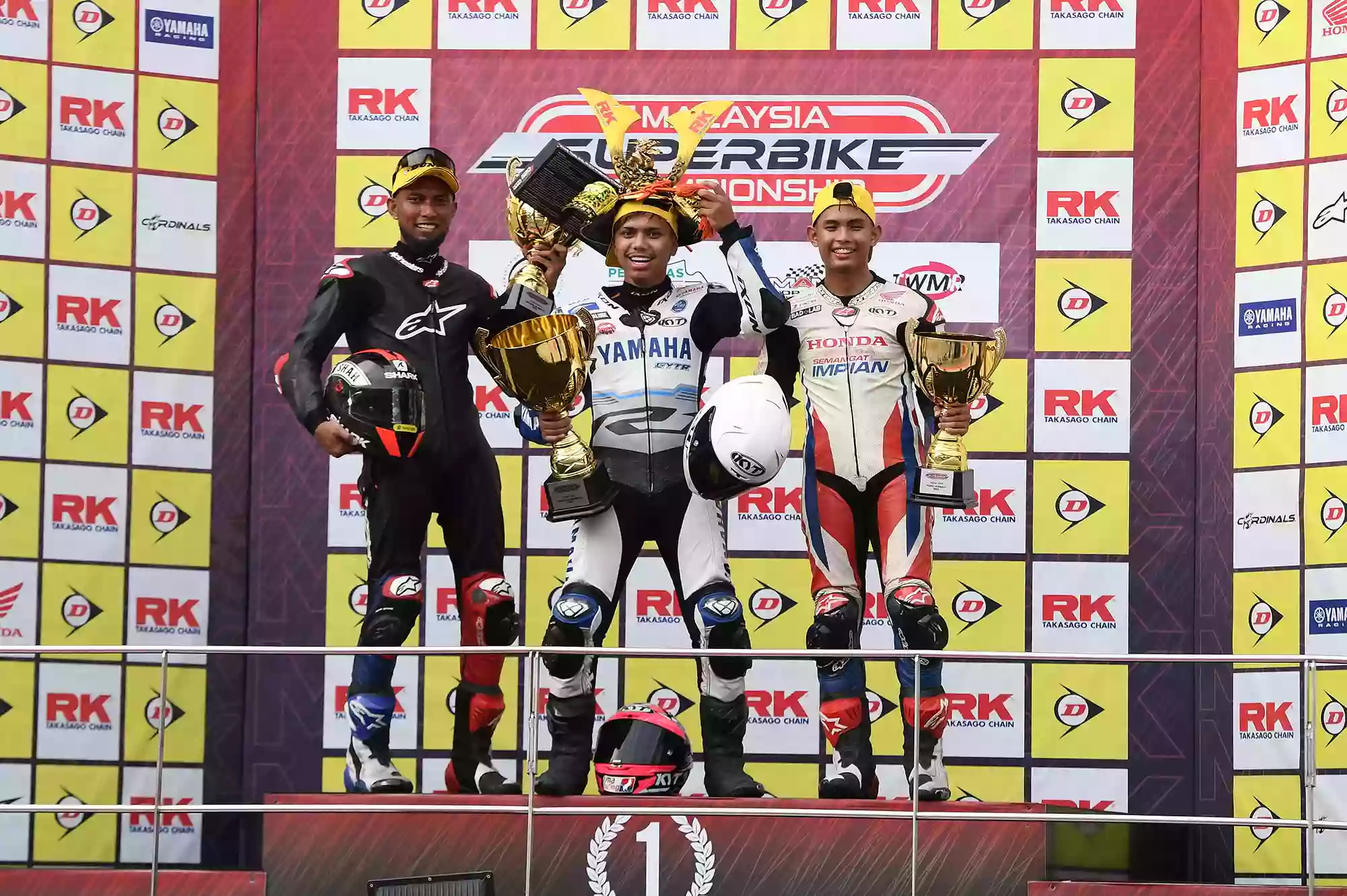 DOUBLE WIN FOR AZROY AND KASMA, CHAMPION - Malaysia Superbike Championship